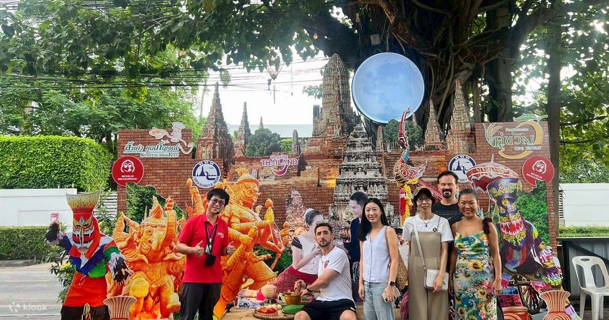 Srinagarindra Train Night Market Half-day Food & Night Tour - Klook ...