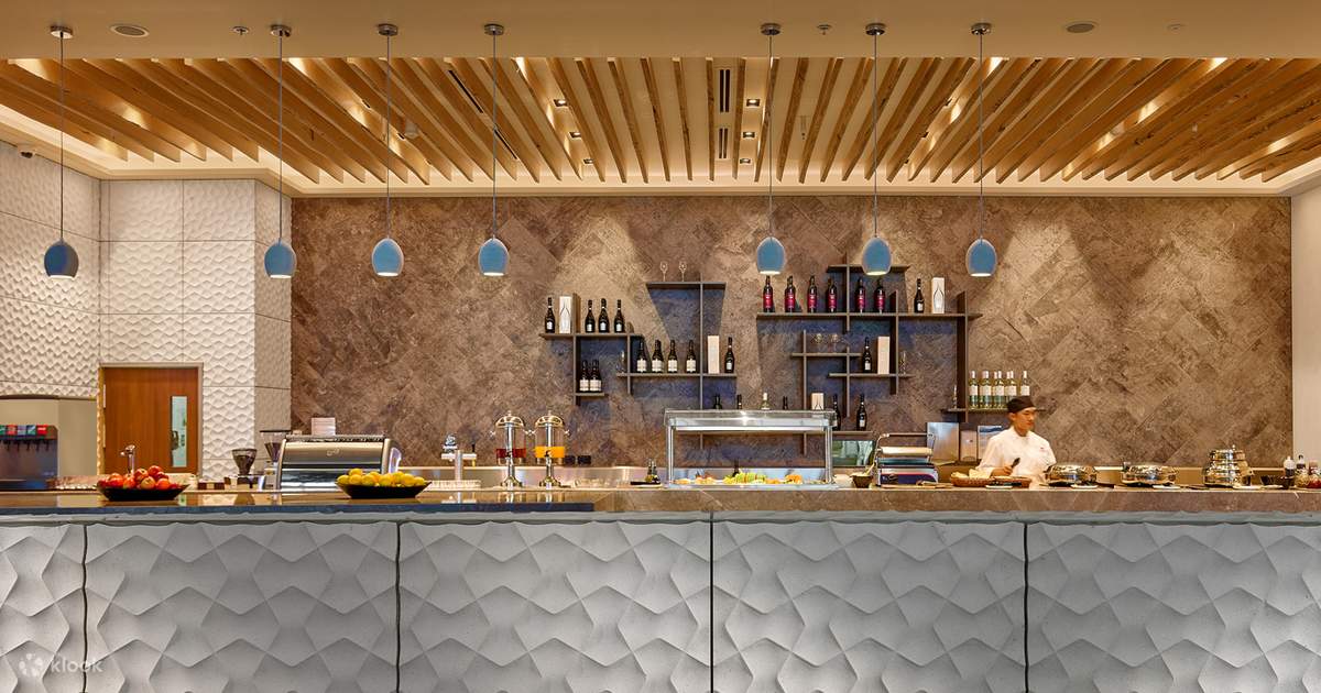 Brisbane Airport Lounge Service by Plaza Premium Lounge - Klook United ...