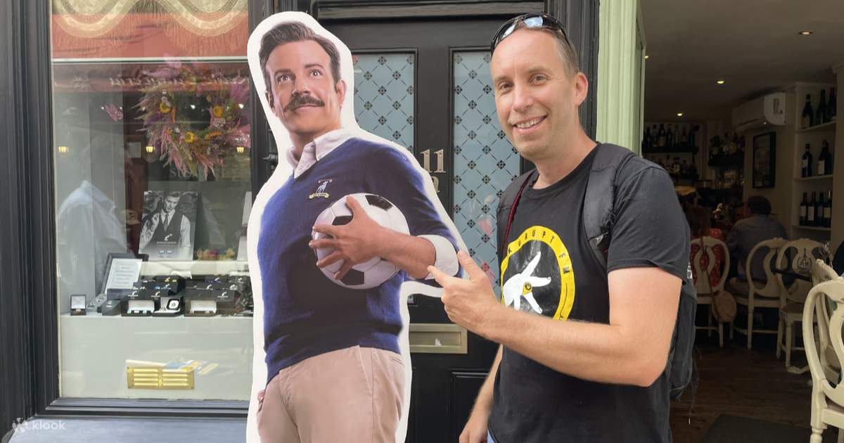 Ted Lasso guided walking tour in Richmond - Klook