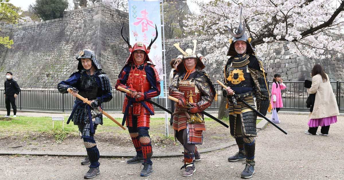 Osaka Castle Pilgrimage/ Explore the Samurai in Kimono Private Guide ...