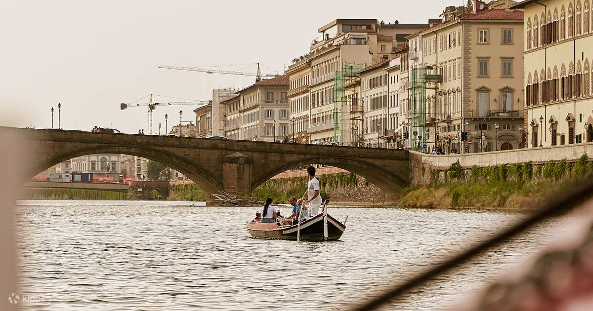 Florentina Gondola Boat Tour from Florence - Klook
