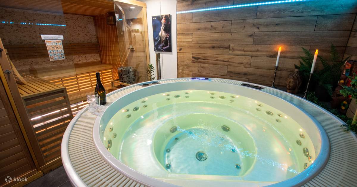Kesehatan Pribadi dengan Jacuzzi, Sauna, dan Prosecco. - Klook Indonesia