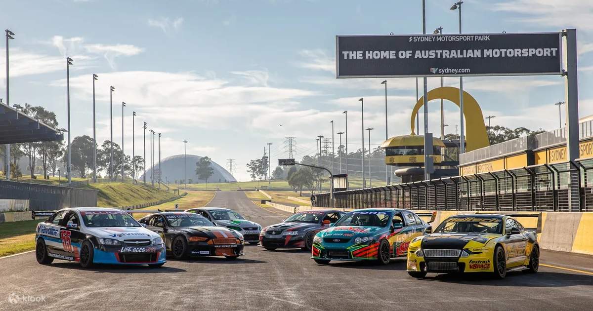 V8 Supercar Hot Laps Experience at Sandown Raceway Melbourne - Klook