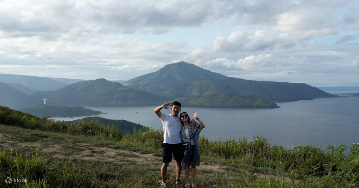 Tur 1 Hari ke Danau Toba, Perbukitan Samosir, dan Air Terjun Efrata ...