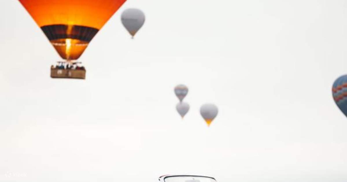 Classic Car and Balloon Chasing in Cappadocia - Klook, Vereinigte Staaten