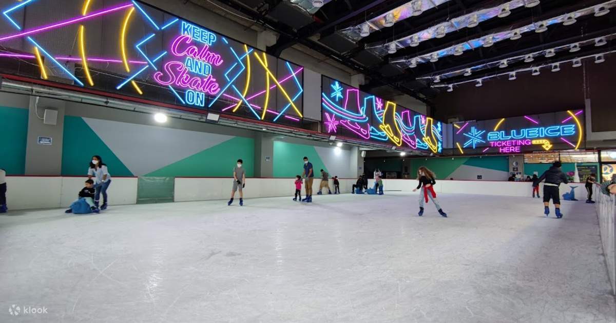 Trải Nghiệm Trượt Băng tại Blue Ice Skating Rink ở Kuala Lumpur - Klook ...
