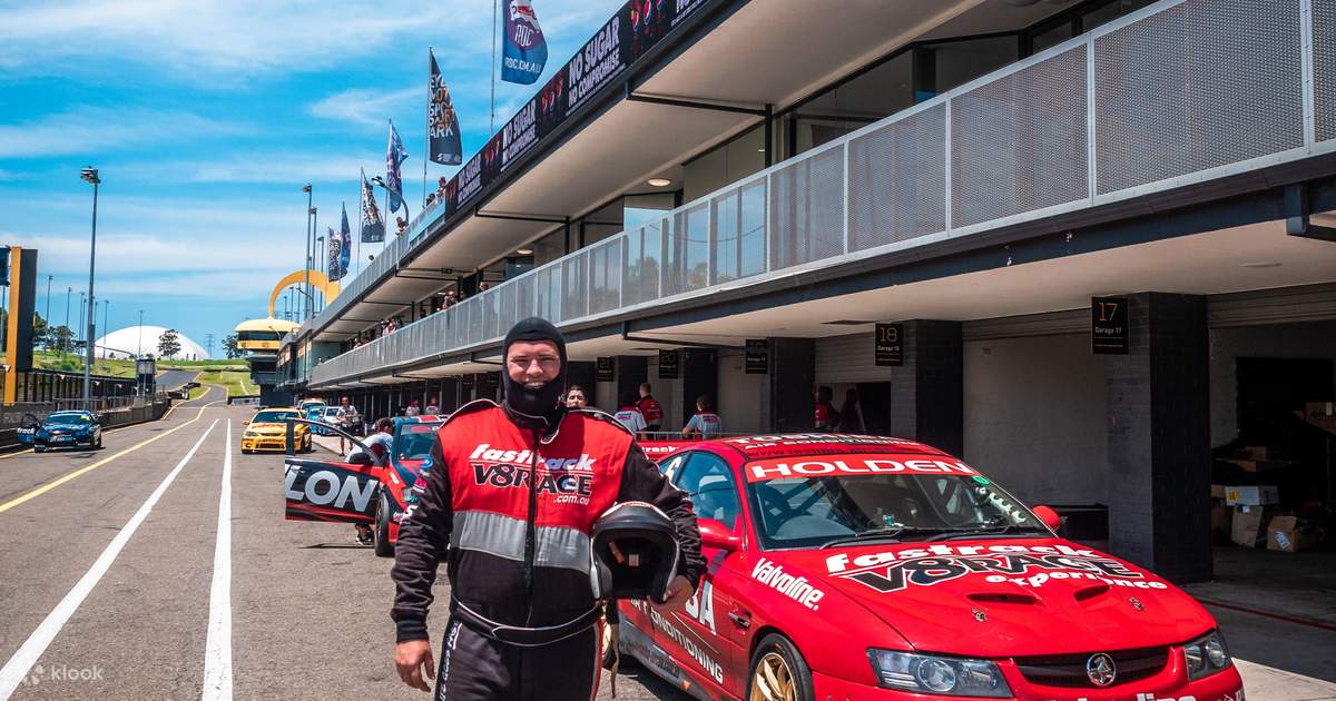 V8 Racecar Hot Laps Experience At Sydney Motorsport Park by Experience ...