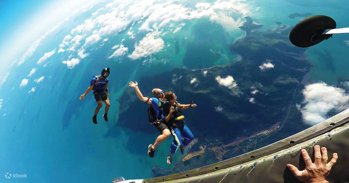 Skydive Experience Whitehaven Beach, Queensland - Klook