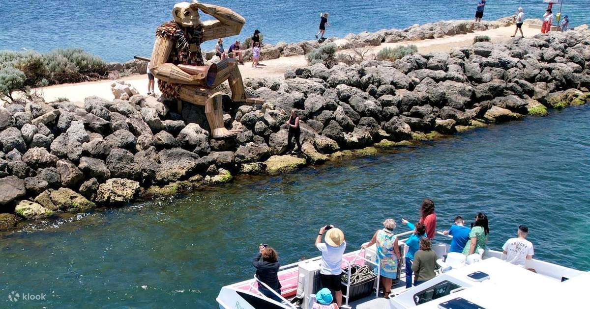 Giant & Dolphin Sightseeing Cruise Tour - Klook Canada