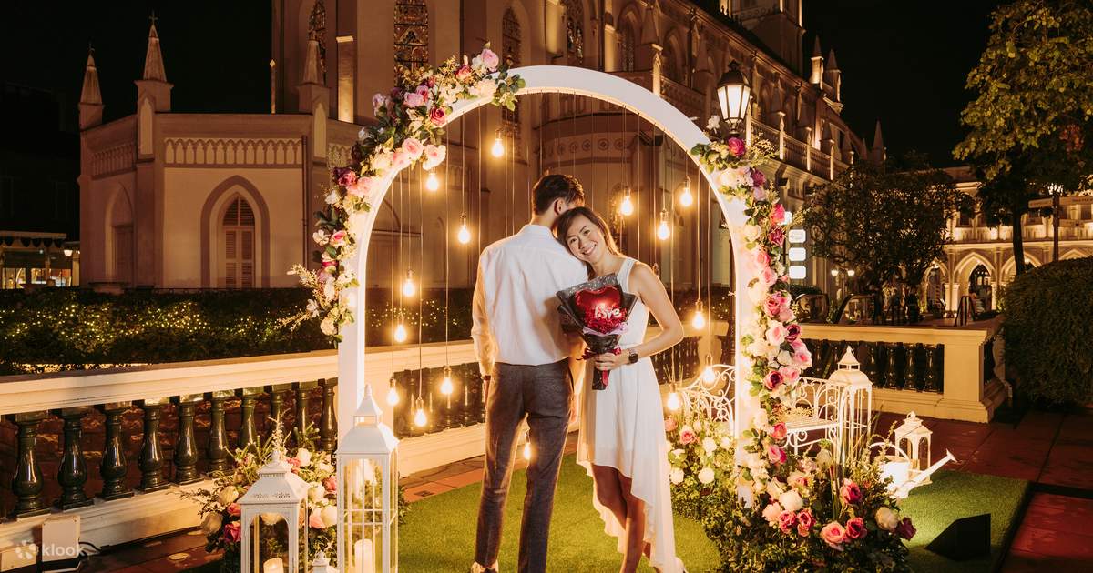 Valentine's Photo Corner and Photoshoot at Chijmes Ticket in Singapore ...