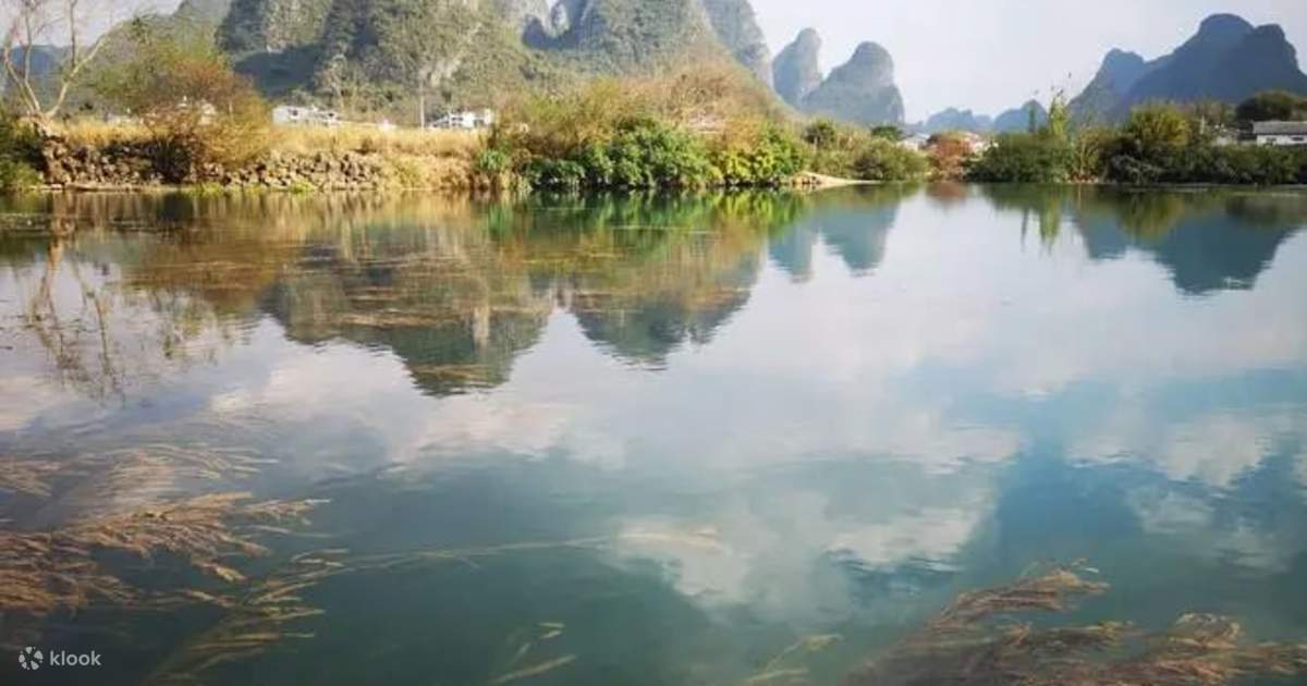 계림 Yulong River Yulong Bridge Moon Mountain에서 출발하는 Yangshuo 개인 가이드 1일 ...