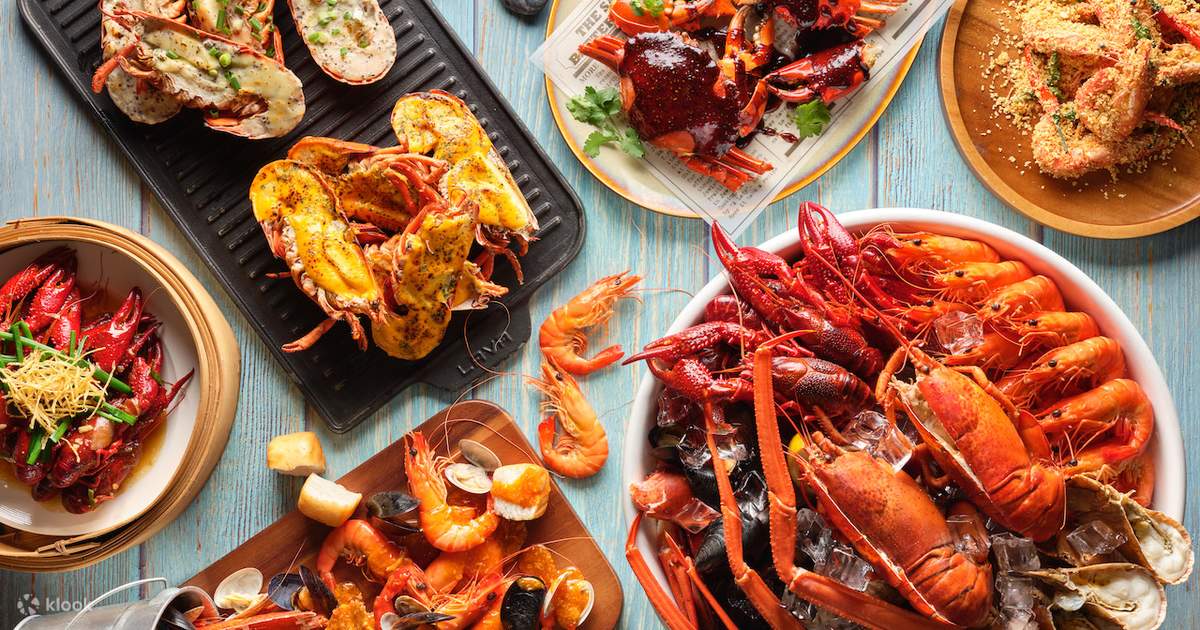 Crossroads Buffet at Singapore Marriott Tang Plaza Hotel - Klook Canada