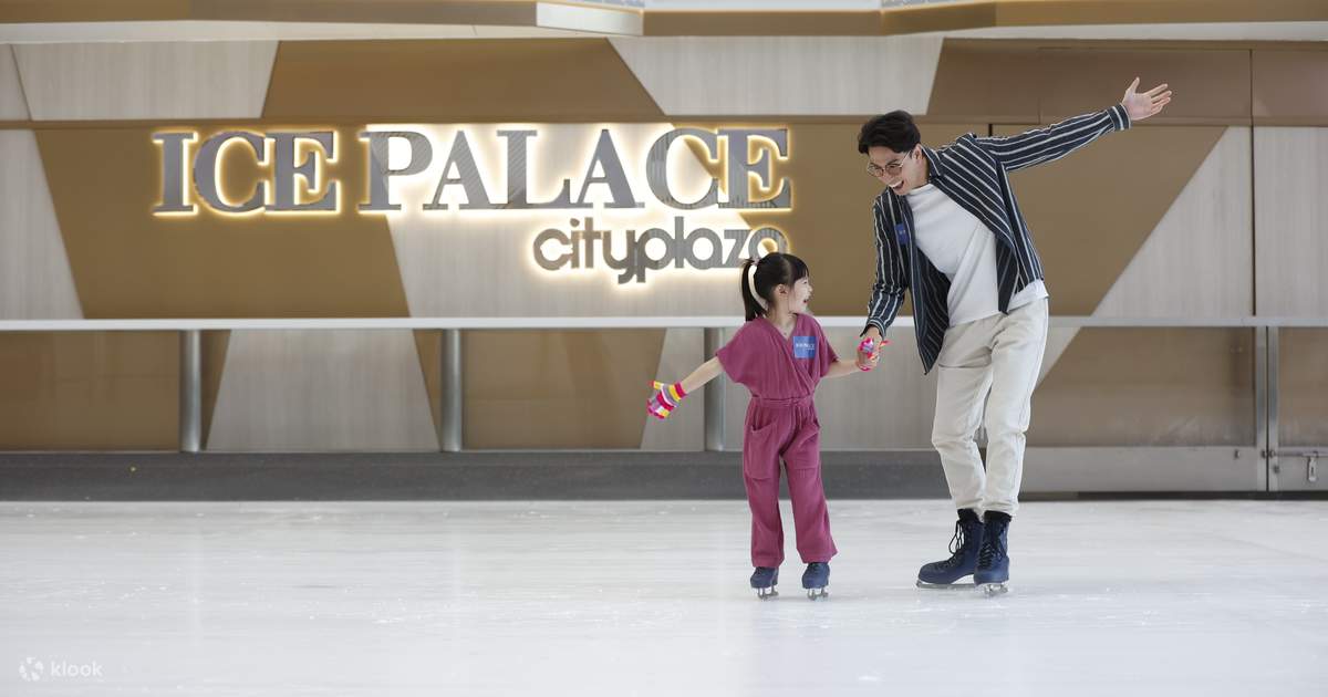 Cityplaza Ice Palace Limited Flash Duo - The Flash Movie X Ice Skating ...