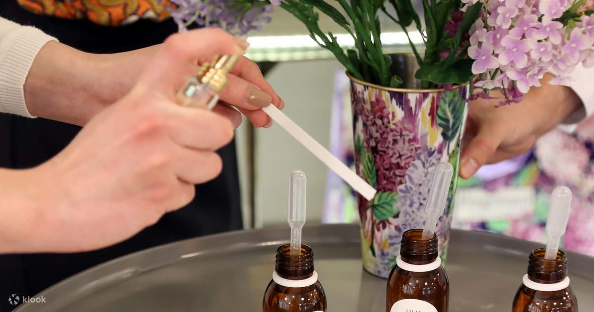 Fragonard Museum Mini-Perfume Workshop Experience in Paris - Klook