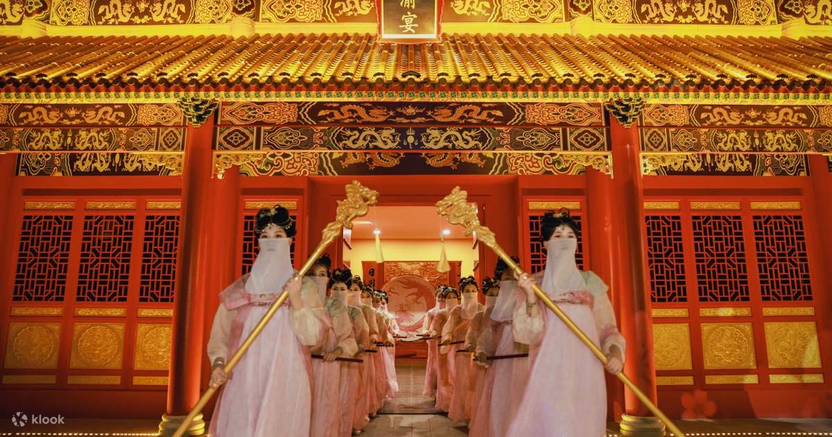Chongqing Qingyuyan Palace Feast Experience • Chongqing's must-visit ...