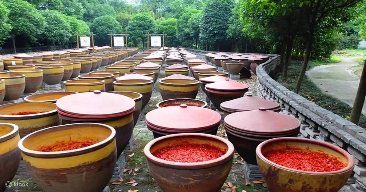 Chengdu Private Half-Day Tour: Sichuan Cuisine Museum, Taste Sichuan ...