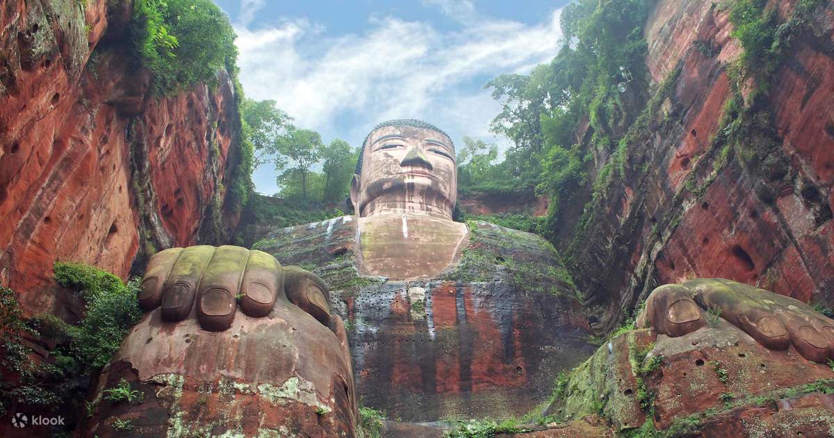 Tiket Leshan Giant Buddha Chengdu, China (Giant Buddha + Buddha Timur ...