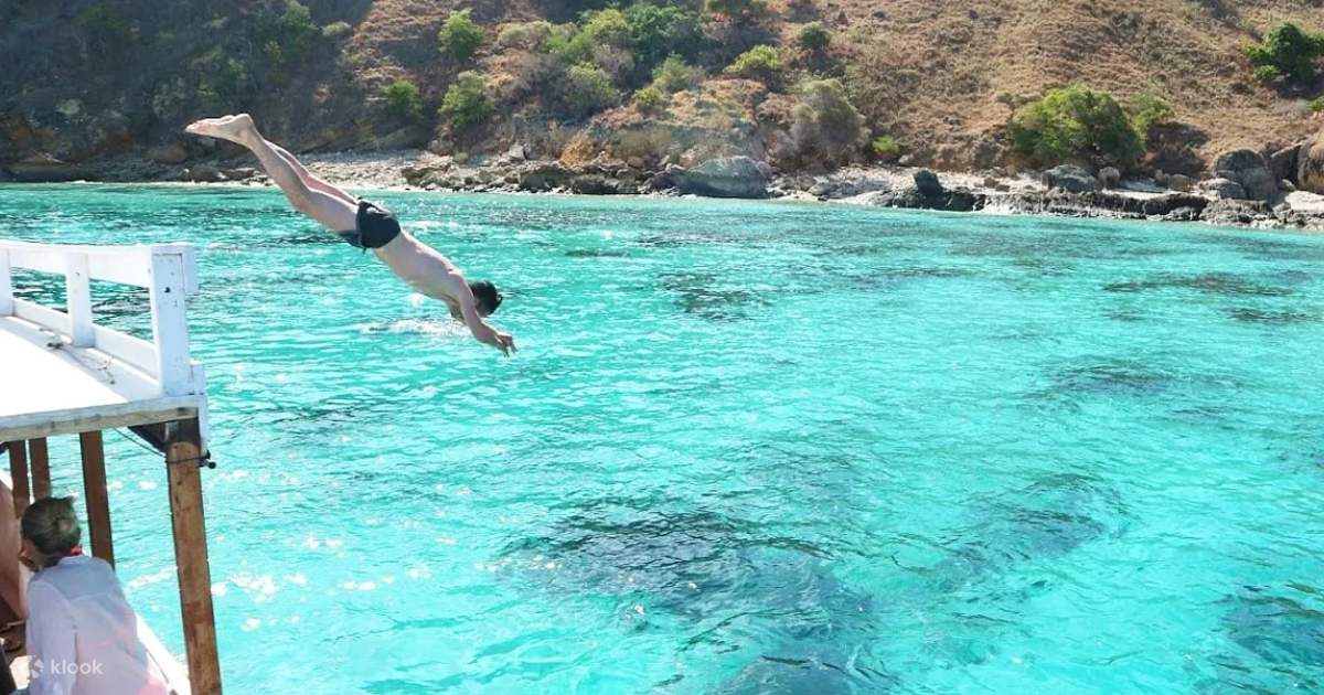 1-Day Tour Rangko Cave And Sabolo Island Snorkeling in Labuan Bajo - Klook