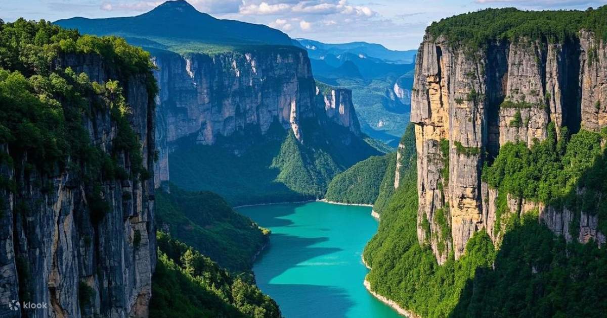 One-day tour of Hubei Enshi Grand Canyon (Yunlong River Ground Crack ...