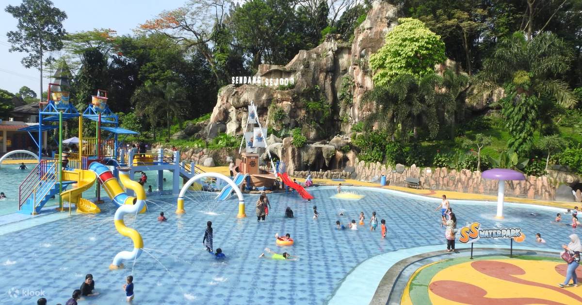 SS Waterpark TMII Admission Ticket in Jakarta - Klook