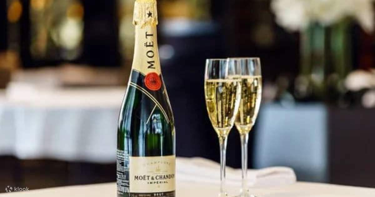 Moet & Chandon Join In & Private One Day Walking Tour - Klook