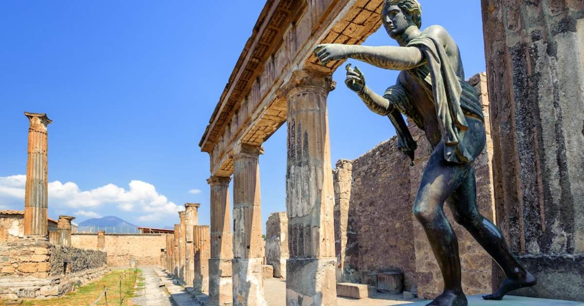 Pompeii and Mount Vesuvius tour with lunch from Naples - Klook United ...
