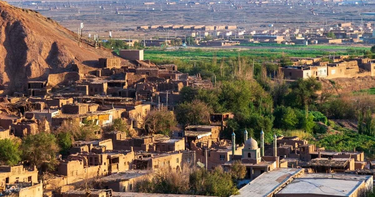 1-day tour from Urumqi, Xinjiang (Turpan Tuyugou Maza Village ...