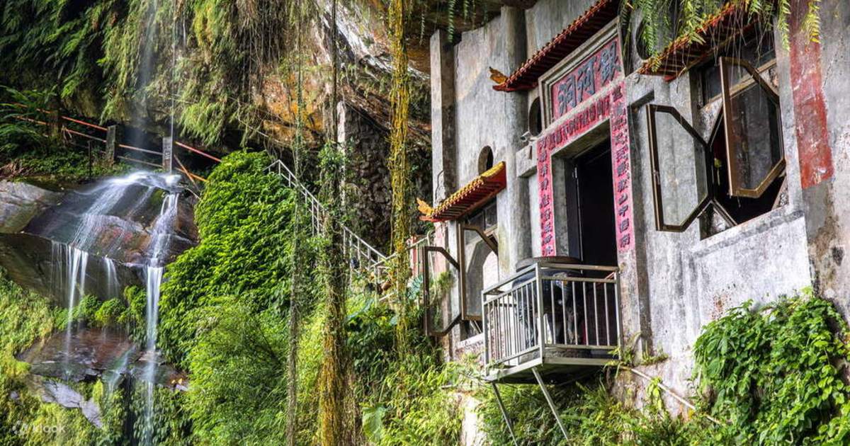 "Trail Wandering" Xindian Galaxy Cave & Maokong Fantasy Tour One-day ...