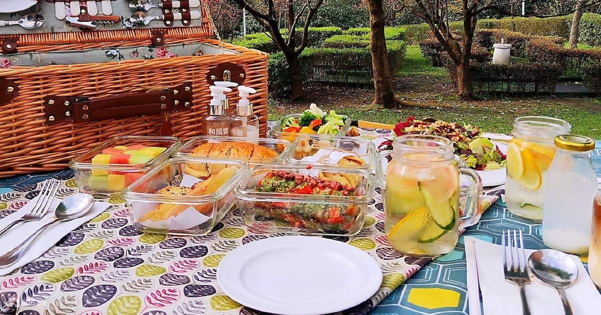 Sakura Spring Picnic at Tien Lai Resort & Spa in Taipei - Klook