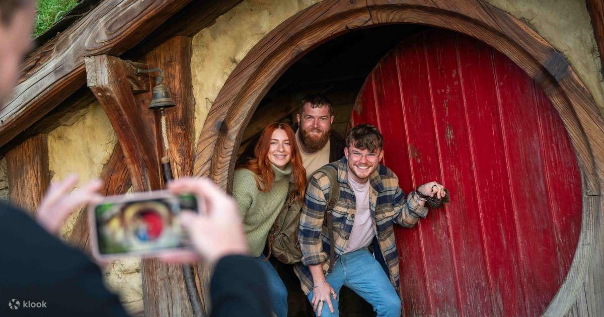 Tour Phim trường Hobitton & Hang Waitomo Glow Worm - Klook Việt Nam