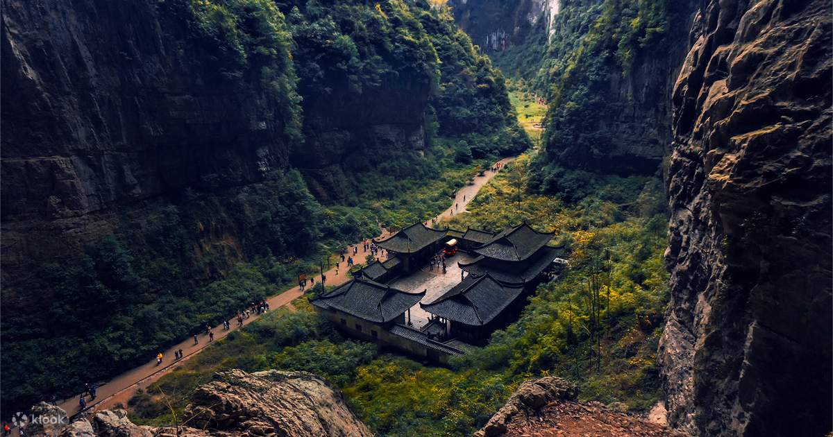 충칭 Wulong Tiansheng 제3교 + Longshui 협곡 지층 개인 전세 일일 투어 - 클룩 Klook 한국