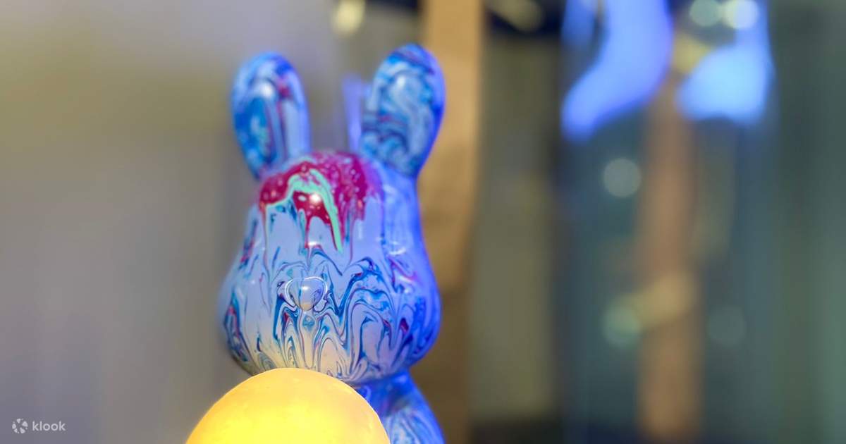 AURA ART THE ORBIT - Bunny Lamp Spin Art Workshop - Klook