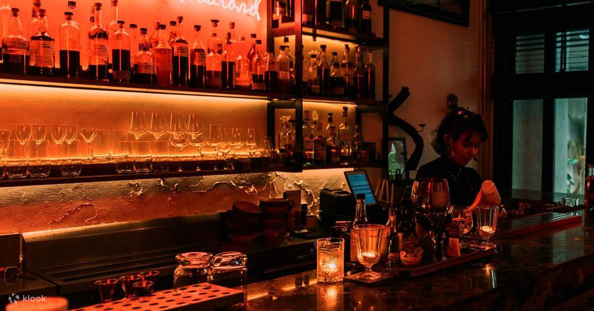 Tur Malam Bar Hopping Bangkok - Klook Indonesia