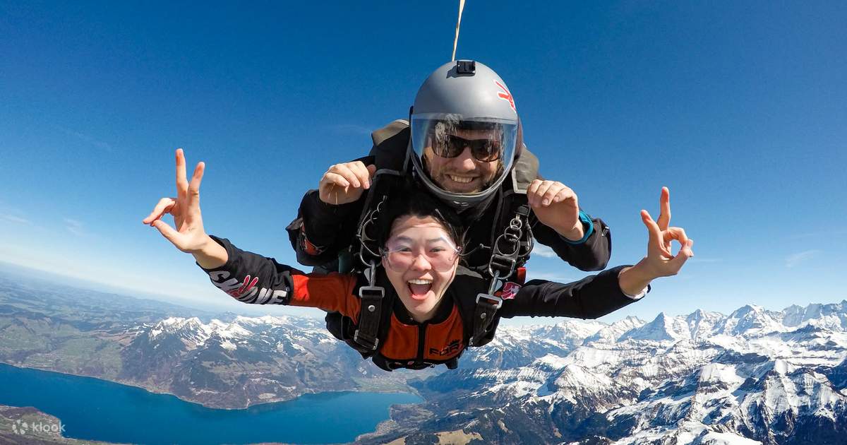 Airplane Skydiving di Interlaken - Klook Amerika Syarikat