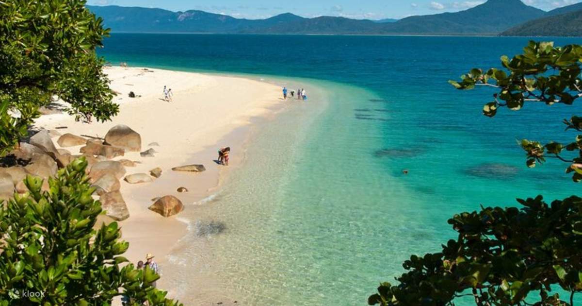 Excursion d'une journée à Fitzroy Island avec plongée en apnée au ...