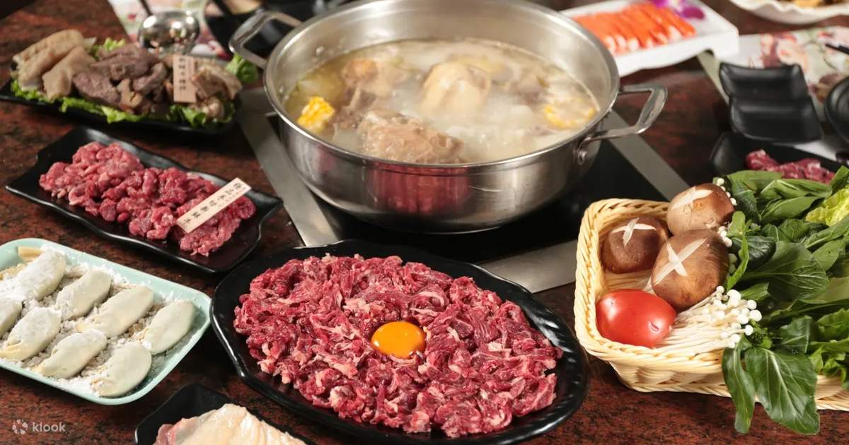 Restoran Steam Pot Musim Dingin | Set makanan hotpot daging sapi potong ...