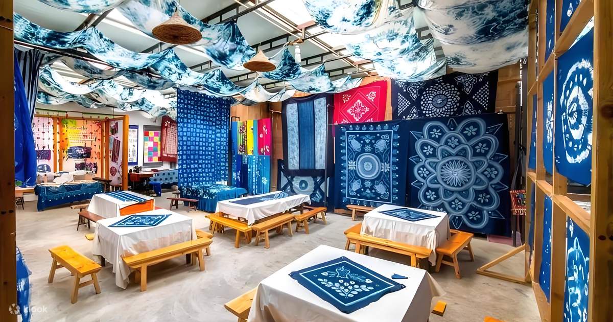 Dali Erhai Shuanglang Xizhou Xiaoputuo Zhoucheng Village Tie-dye ...
