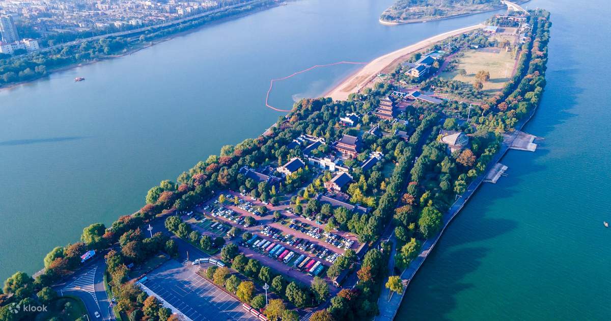 Lawatan Sehari Berpiagam Pulau Jingga & Gunung Yuelu & Dataran Wuyi ...