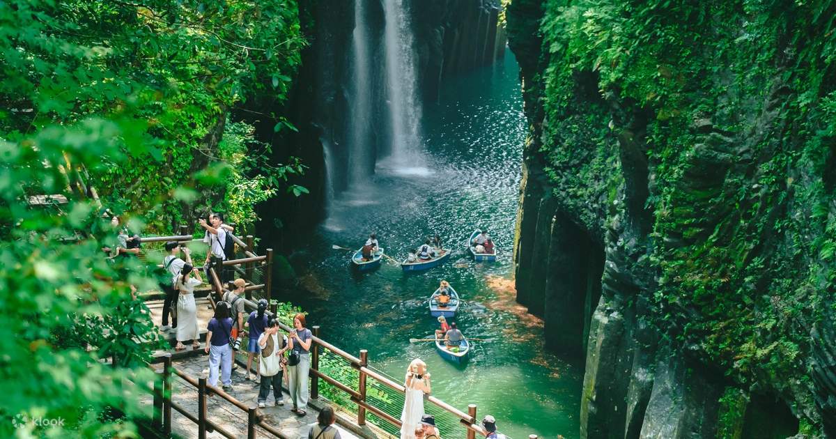 1 Day Tour of Aso and Takachiho (Optional Return via Aso Boy Train ...