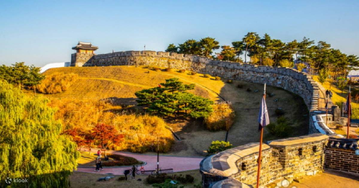 Suwon Fortress Van Explorer - Klook Singapore
