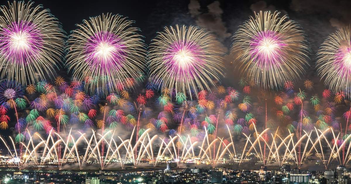 Two-Day Tour to Japan's Three Major Fireworks Festivals "Nagaoka ...