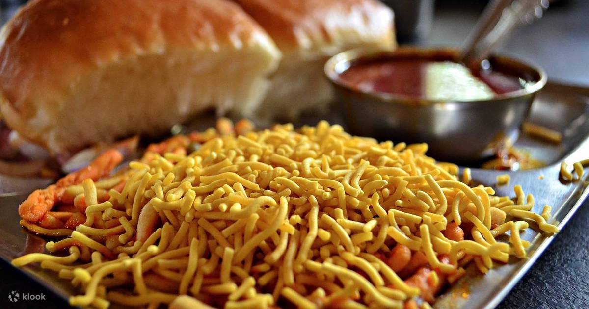 Food Crawl in Pune, India - Klook
