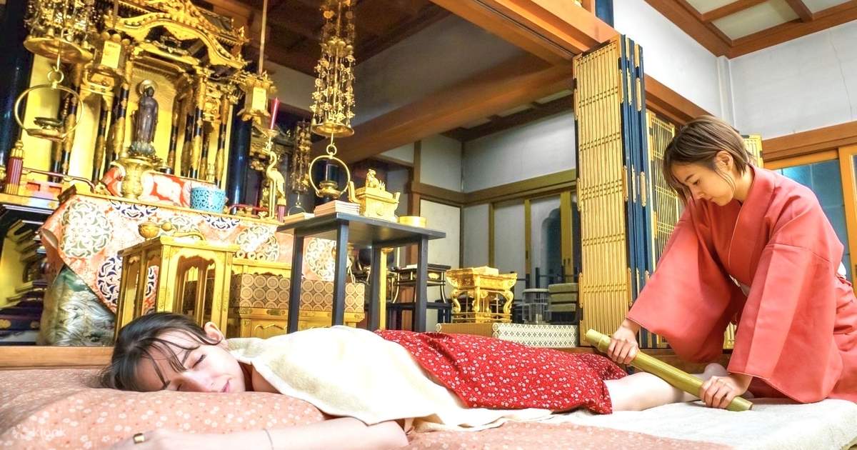 Osaka: Aroma Massage with Bamboo stick at the Temple - Klook