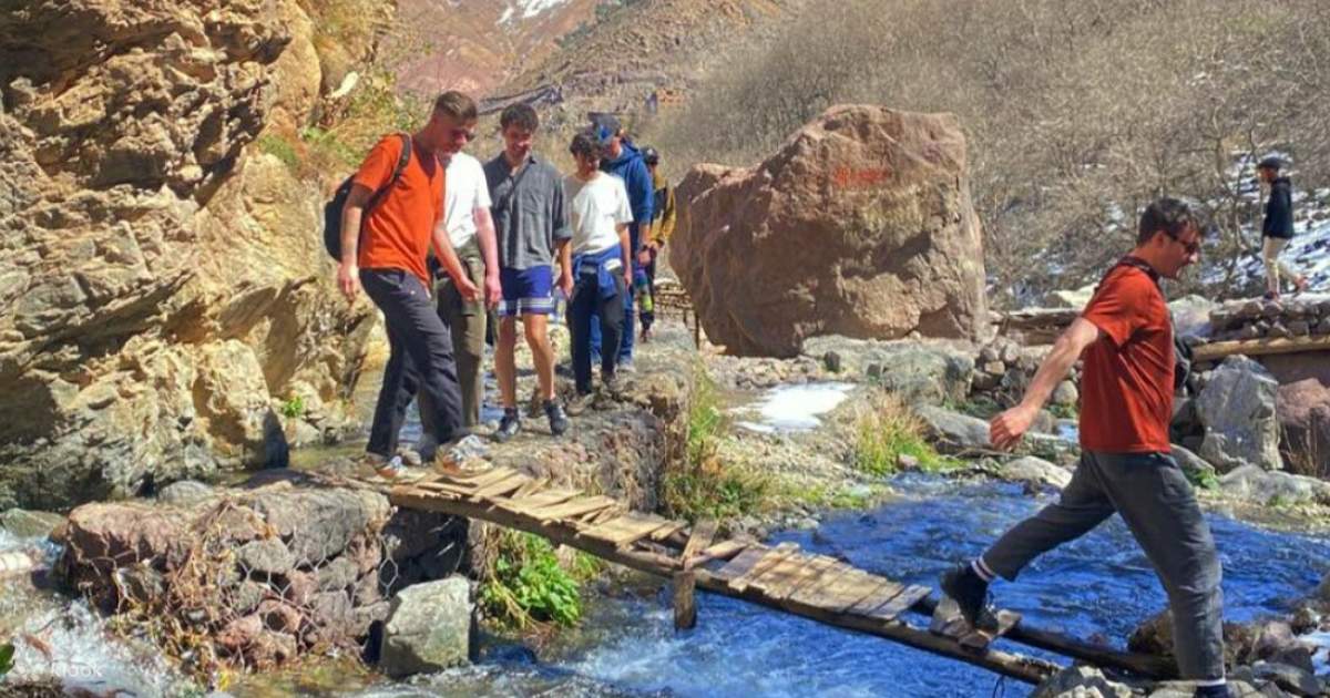 马拉喀什出发的阿特拉斯山脉、柏柏尔村庄和瀑布之旅 Klook客路