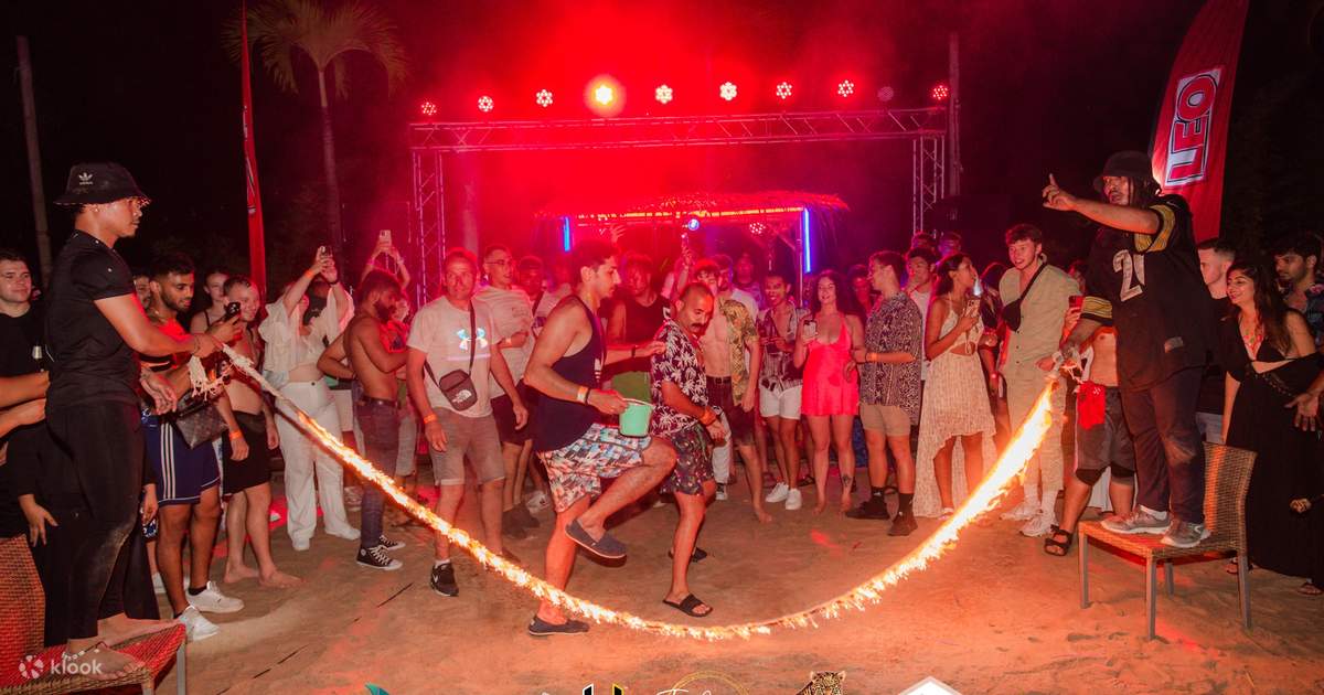 Phuket Full Moon Party in Phuket - Klook ประเทศไทย