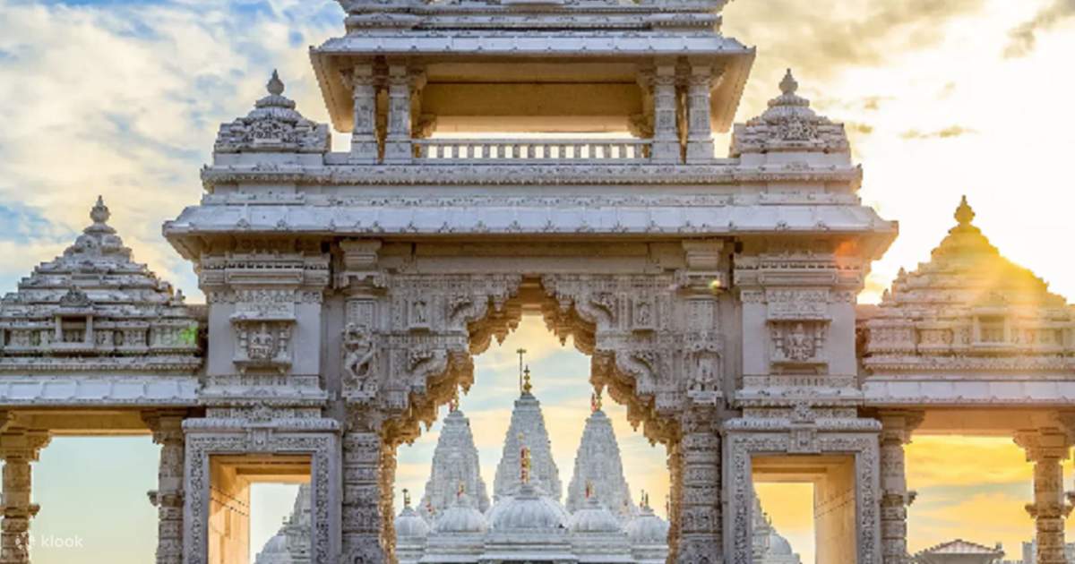 BAPS Shri Swaminarayan Mandir and Longwood Gardens Day Tour - Klook