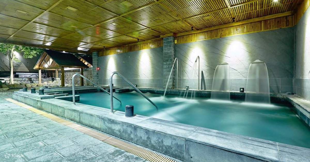 Guanziling, Tainan｜Lijing Hot Spring Resort｜He Feng Pavilion's ...