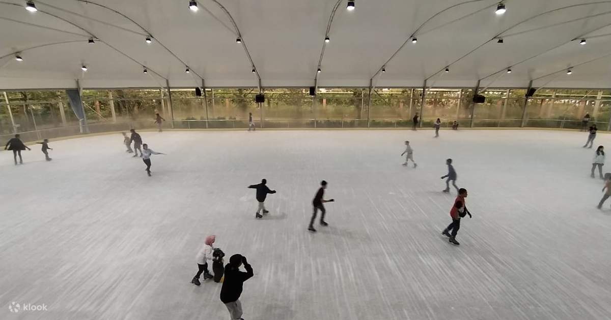 Gardenice Skating Rink Ticket in Paris Van Java Bandung - Klook Estados ...