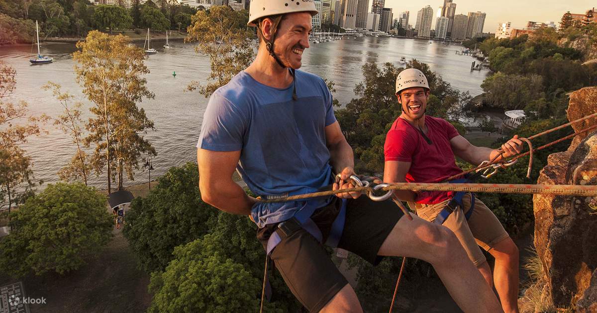 Kangaroo Point Cliffs Abseiling in Brisbane - Klook