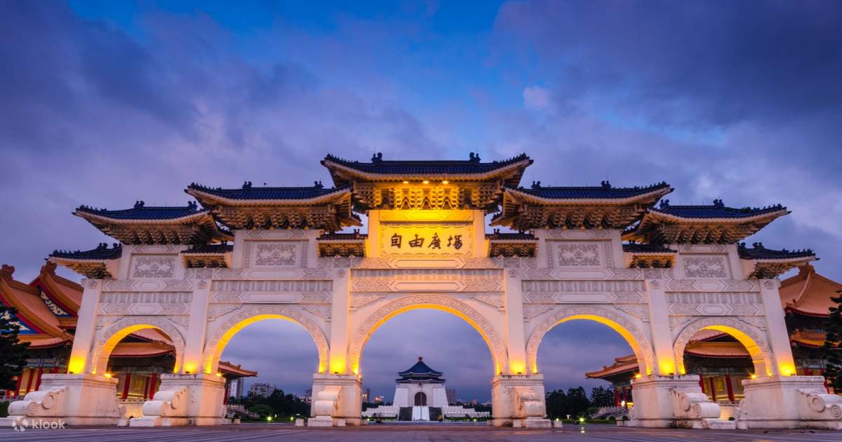 Taipei｜Tur malam ke tempat wisata dan bar terkenal di kota Taipei ...